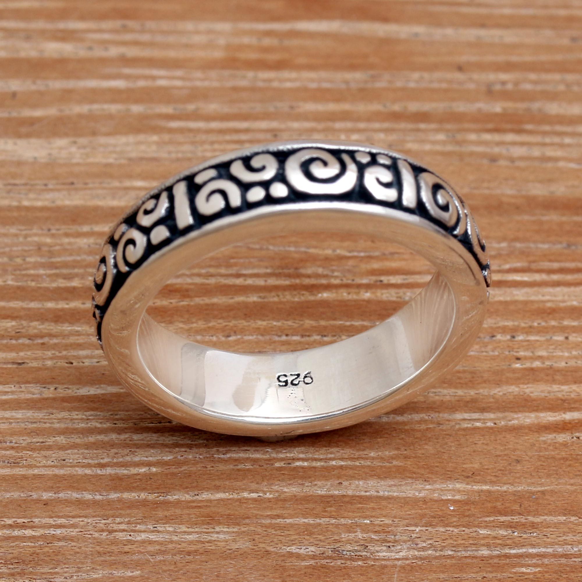 UNICEF Market | Unique Indonesian Sterling Silver Band Ring - Young Fern