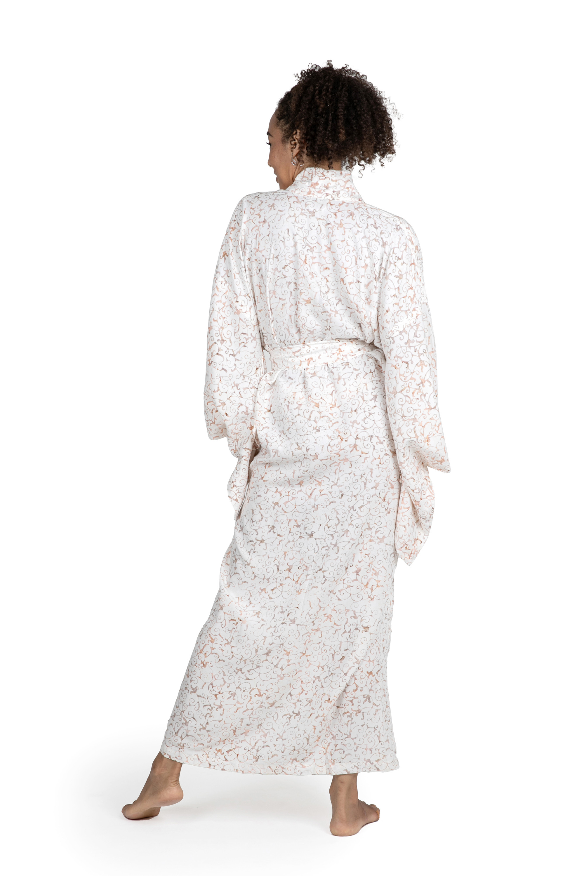 UNICEF Market | Hand-Painted Batik Robe - Graceful Luxury