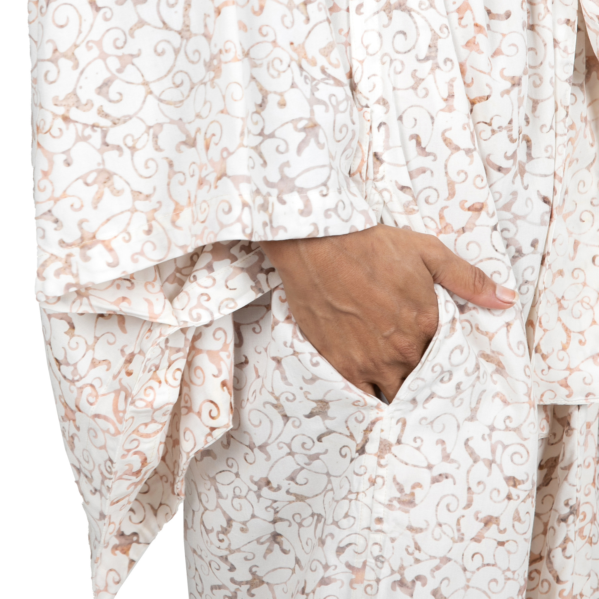 UNICEF Market | Hand-Painted Batik Robe - Graceful Luxury