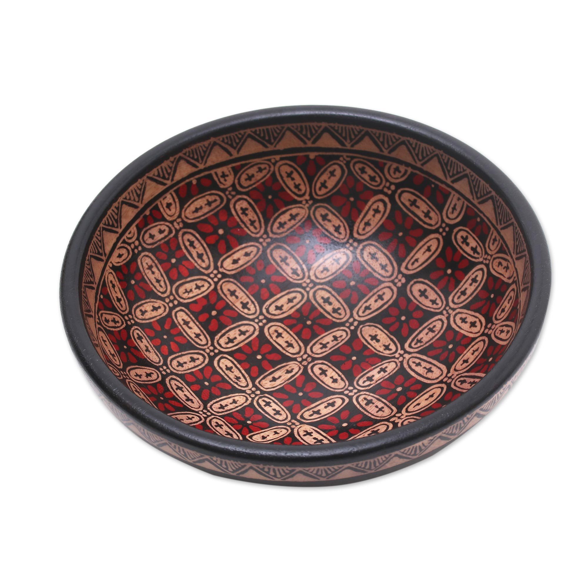 UNICEF Market | Indonesian Batik Wood Decorative Bowl - Truntum Parade