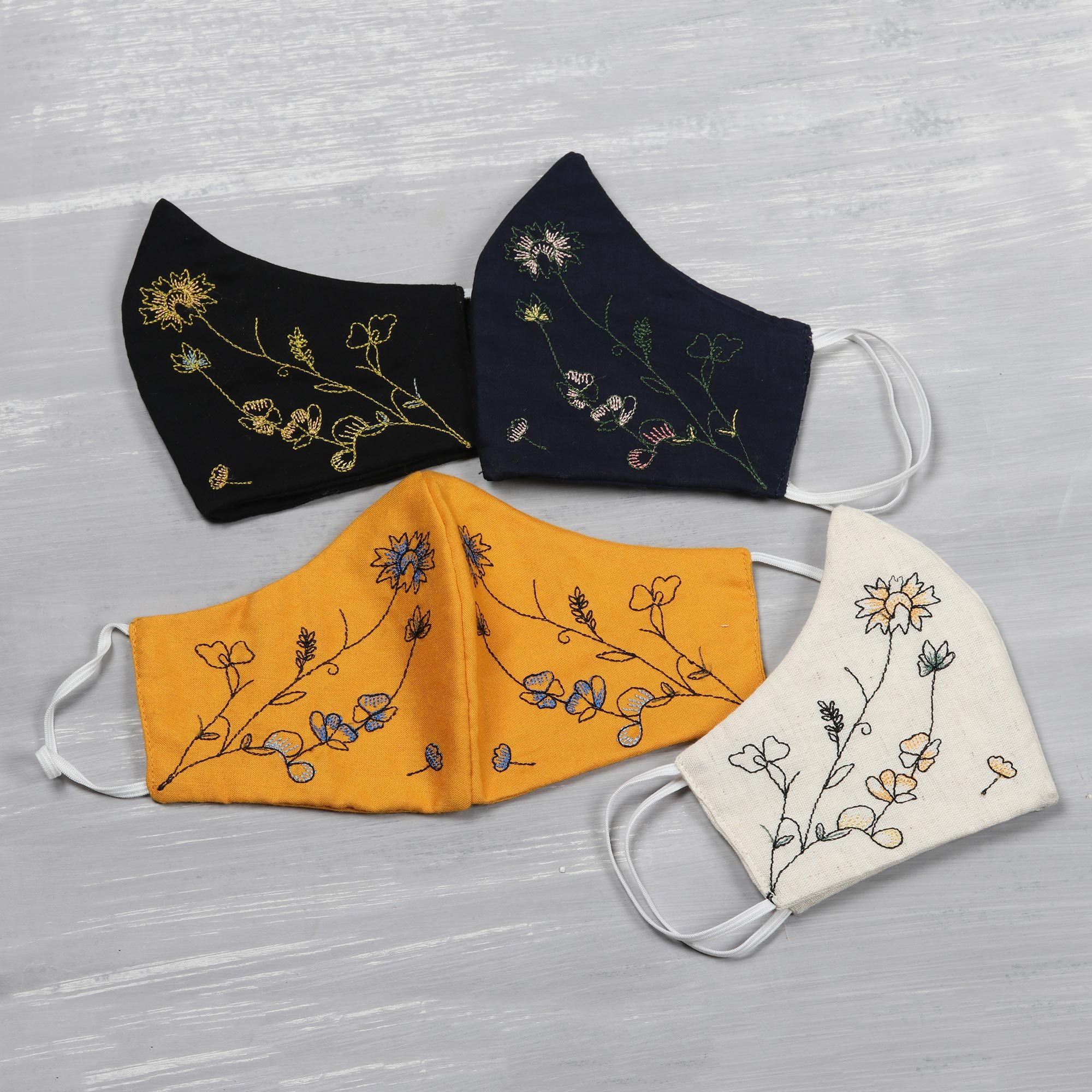 UNICEF Market | Set of 4 Reusable Triple Layer Floral Face Masks ...
