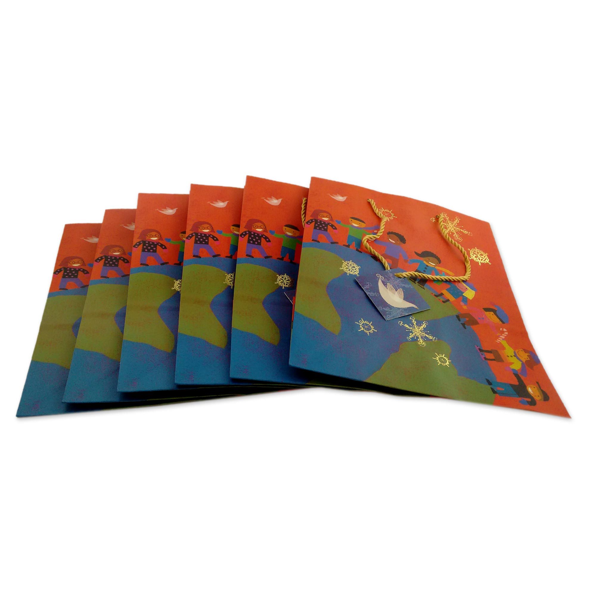 UNICEF Market | UNICEF Holiday Themed Gift Bags with Tags (set of 6 ...