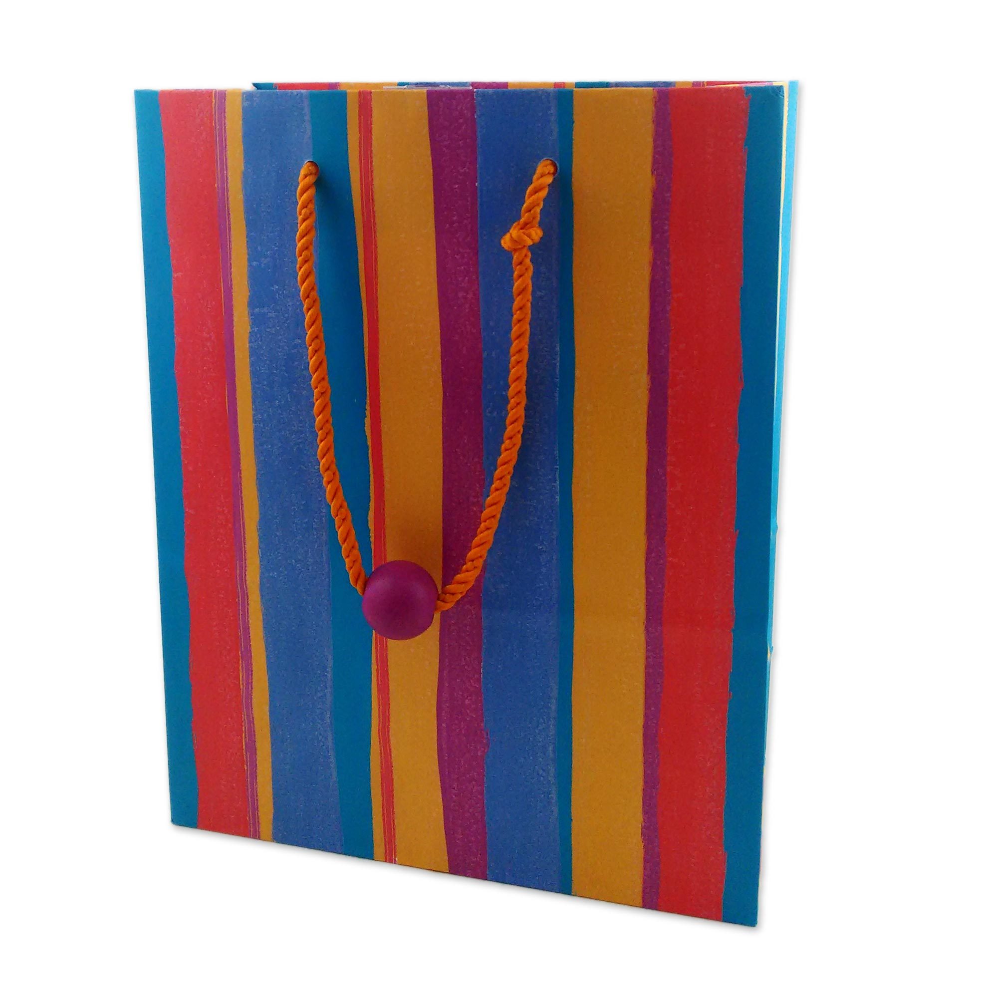UNICEF Market | UNICEF All-Occasion Striped Gift Bags (Set of 6 ...