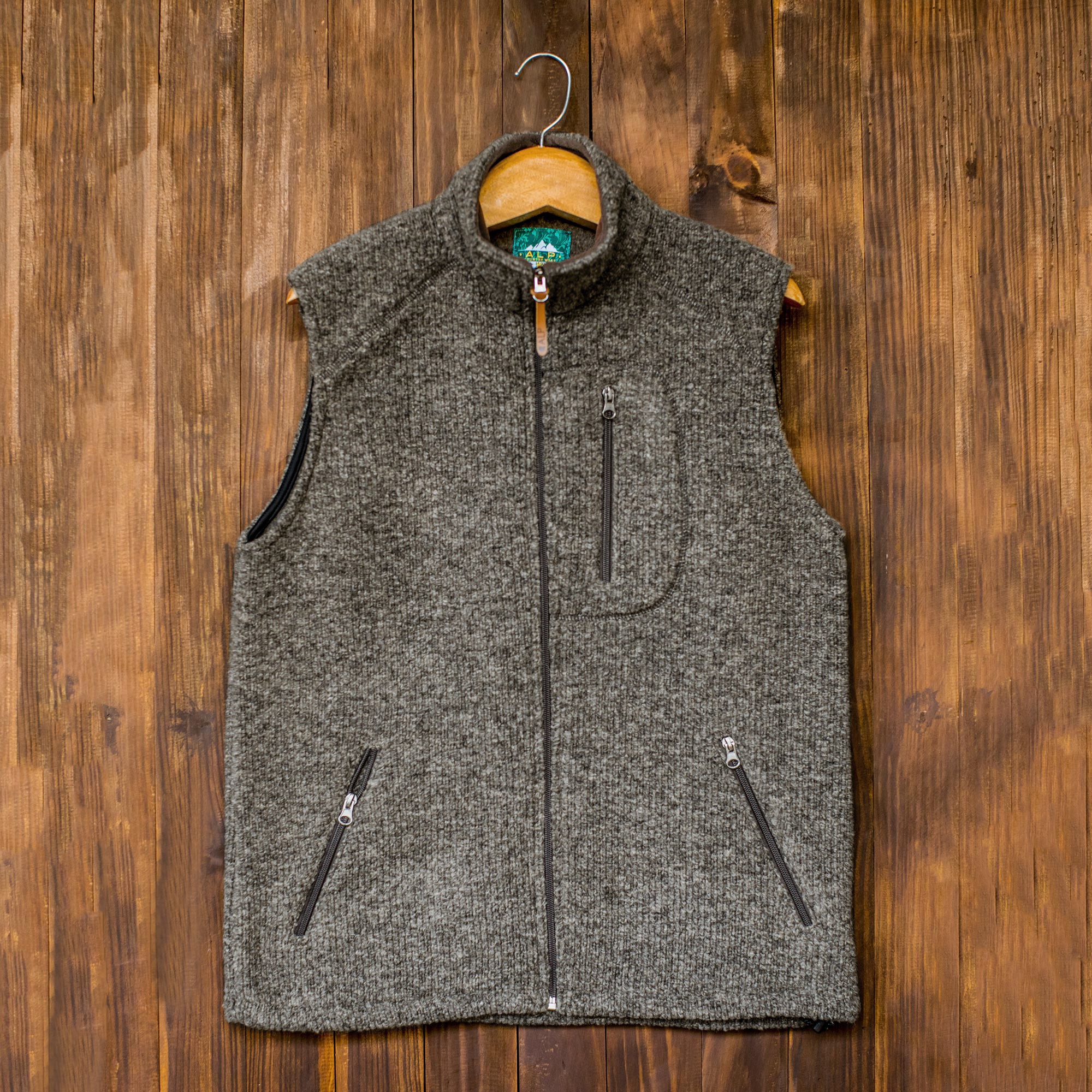 UNICEF Market | Men's Wool and Cotton Blend Zip Up Vest - Treviso Trek