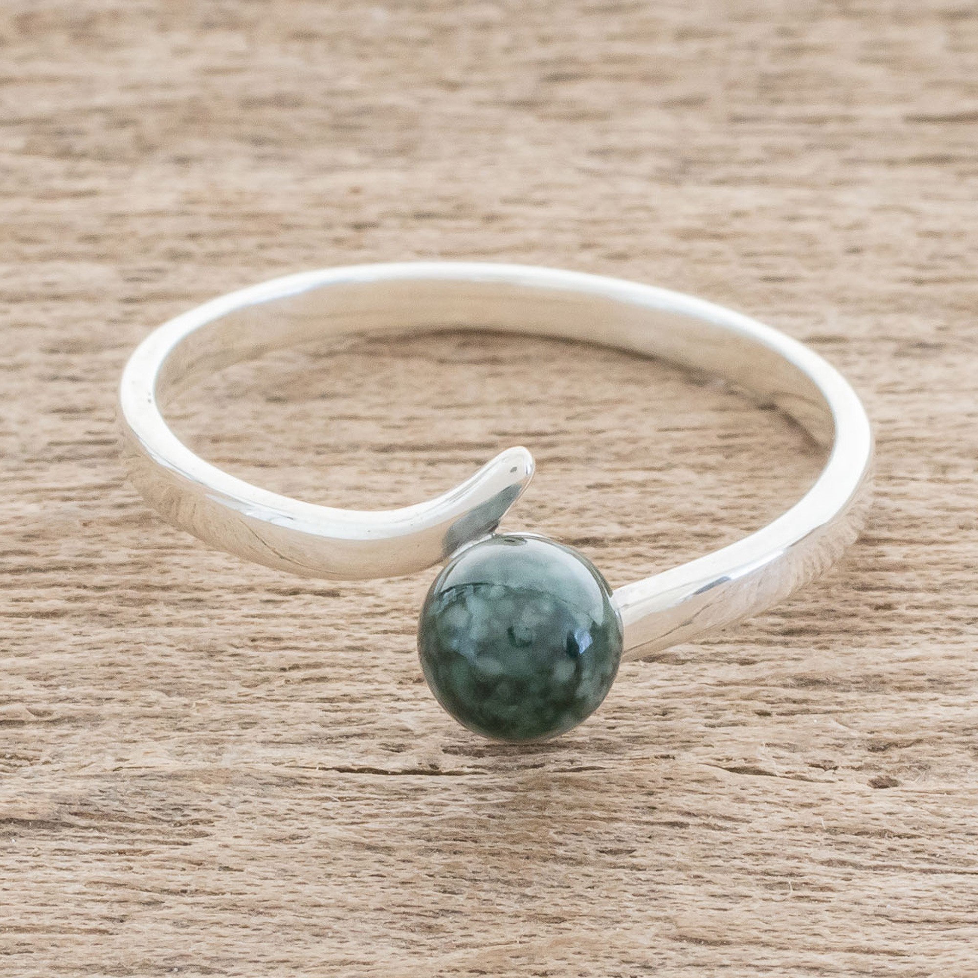 Round Jade Single-Stone Ring in Dark Green from Guatemala - Abstract ...