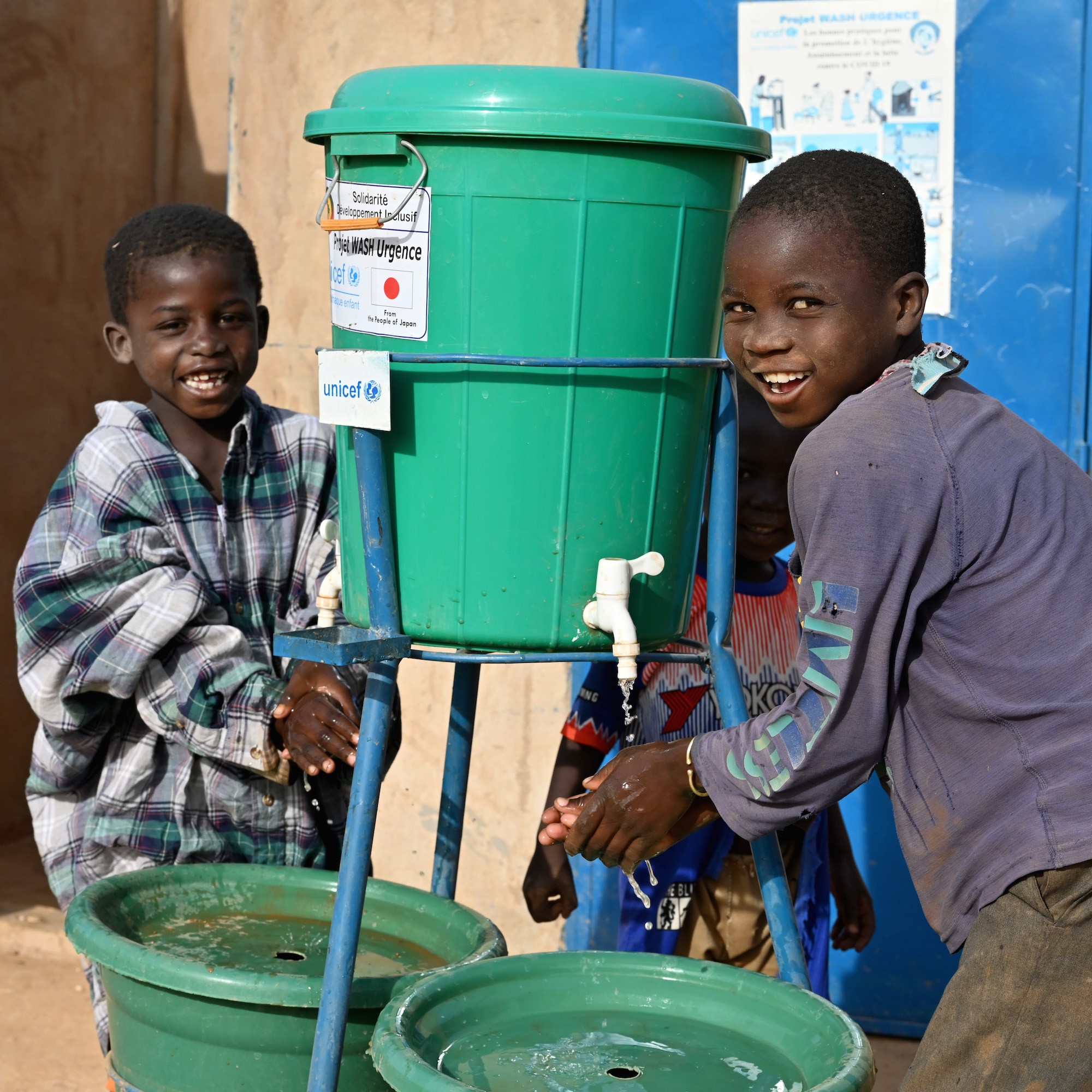 UNICEF Market | Emergency family hygiene and dignity kit - Inspired Gift