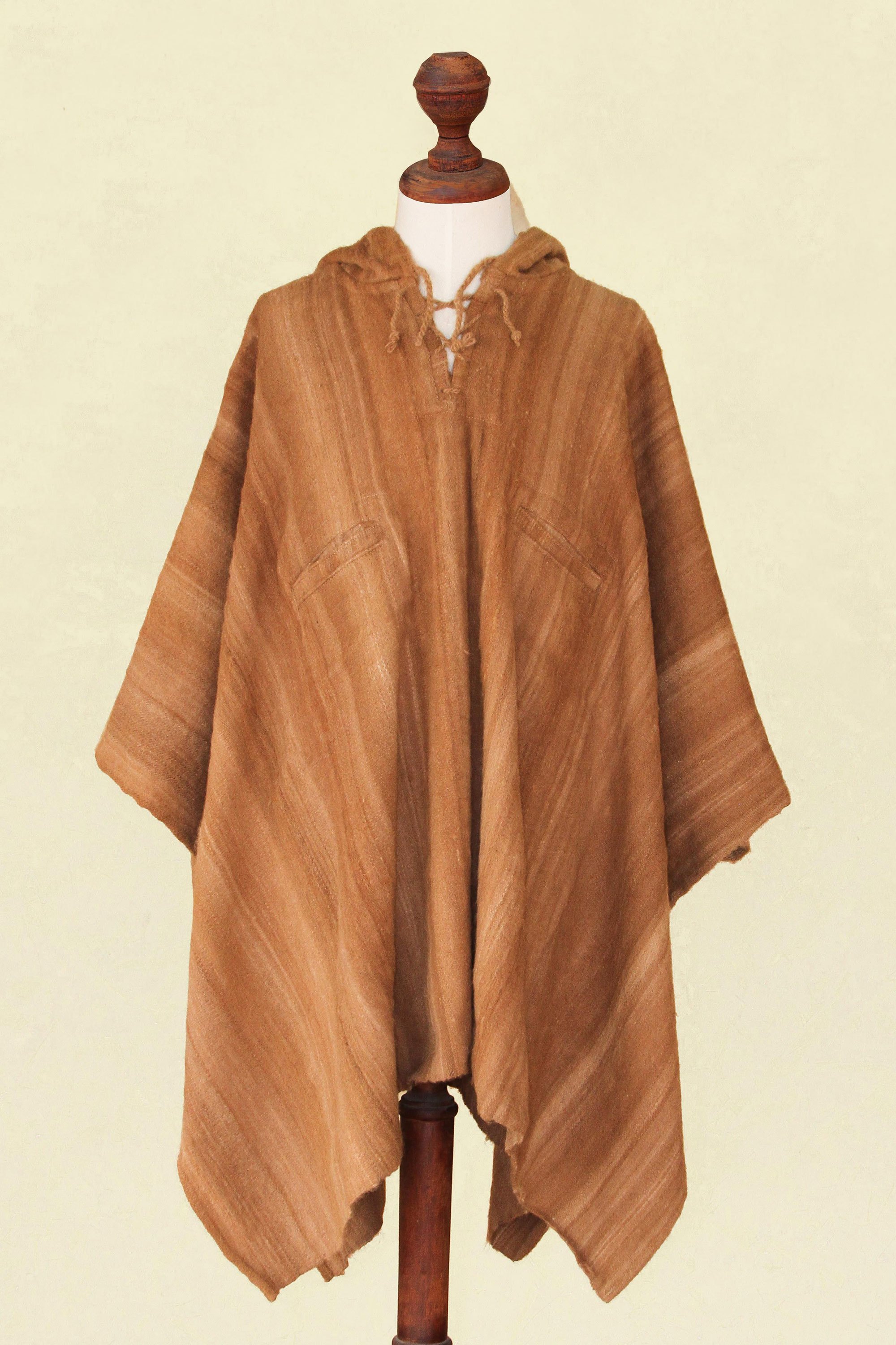 creature clothing look | Mens poncho, Desert clothing, Alpaca poncho