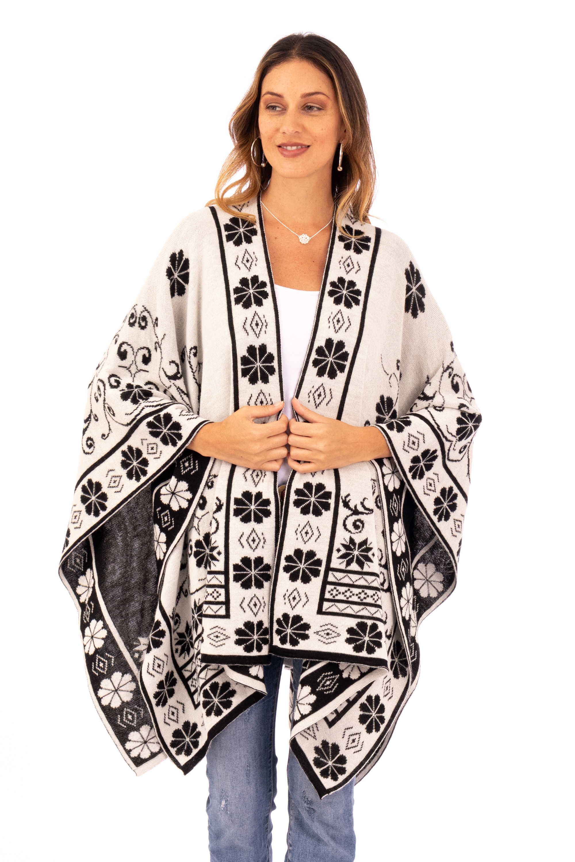 UNICEF Market | Reversible Alpaca Blend Ruana in Black and White from ...