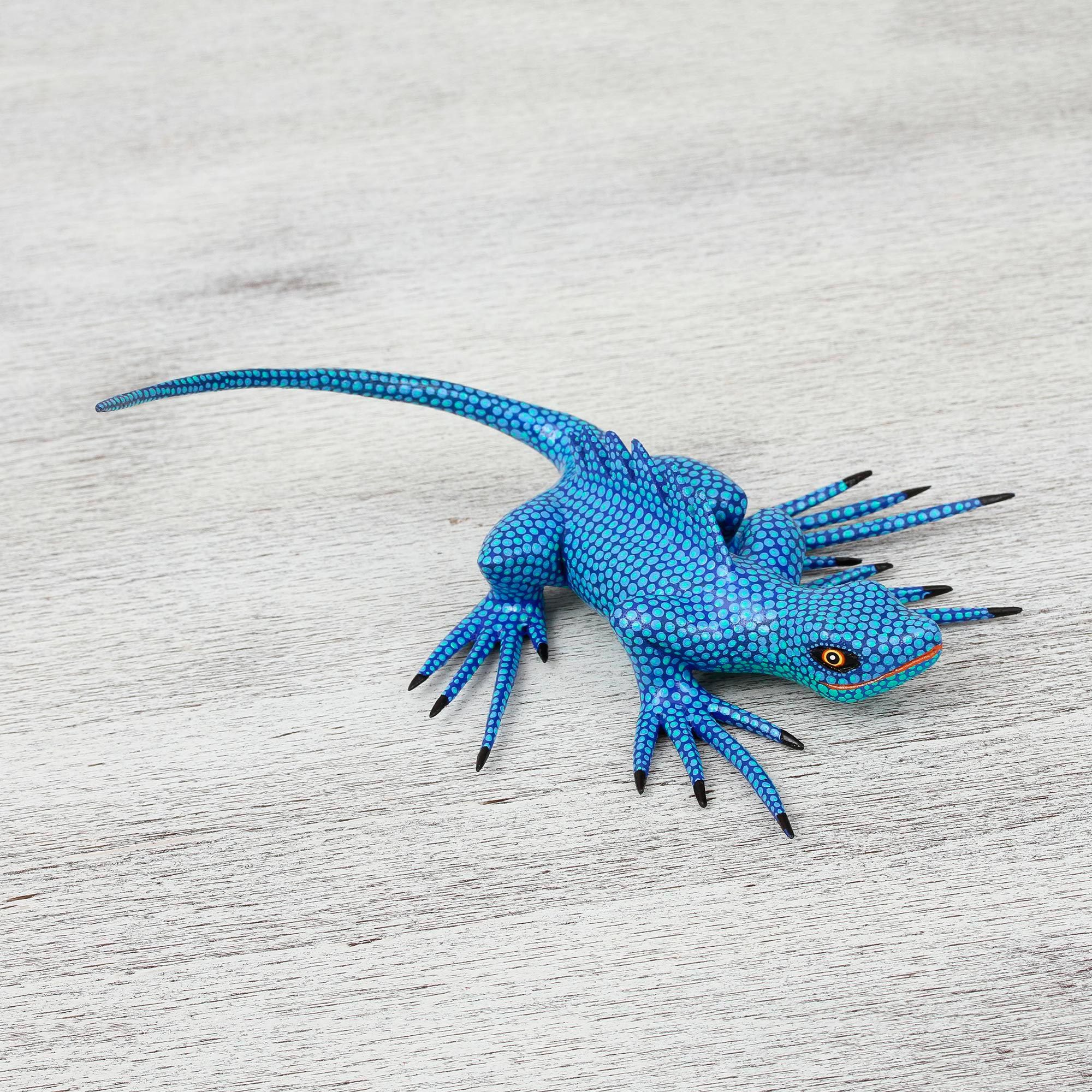 UNICEF Market | Hand-Painted Blue Lizard Alebrije Figurine from Mexico ...