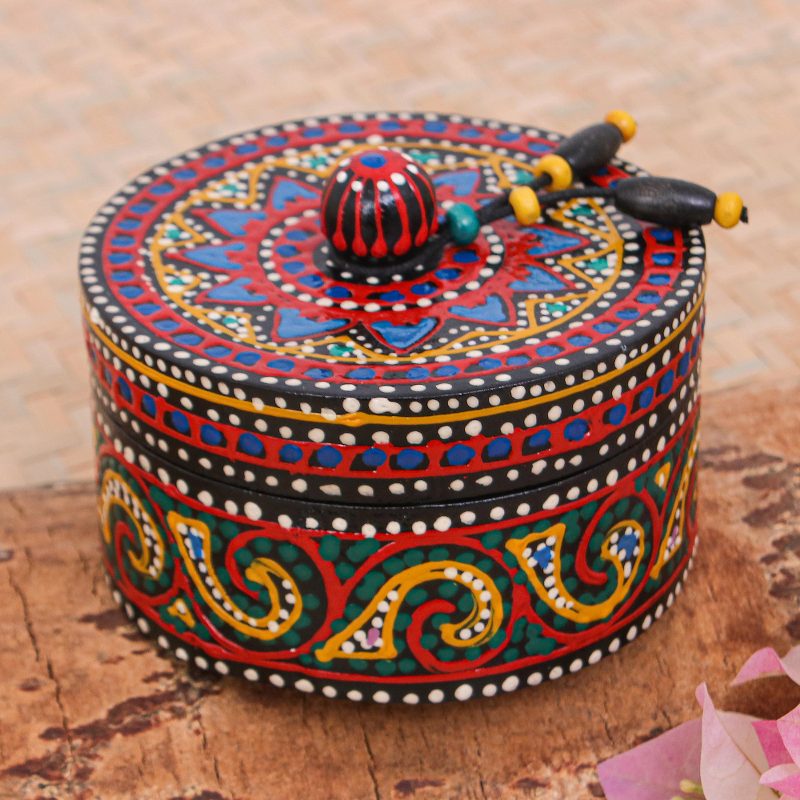 Round Red Decorative Box Made from Mango Wood - Intense Moments ...